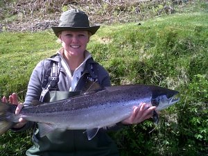 Jen salmon fishing on the Naver. | Anne Woodcock organises fishing days ...